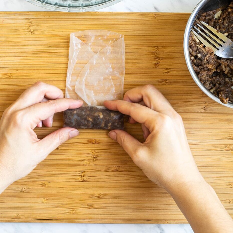 Apple Pie Spring Rolls - My Pure Plants